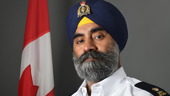 Is Police Reform Need in the RCMP, The Journey of Baltej Singh Dhillon the first Sikh Officer ...