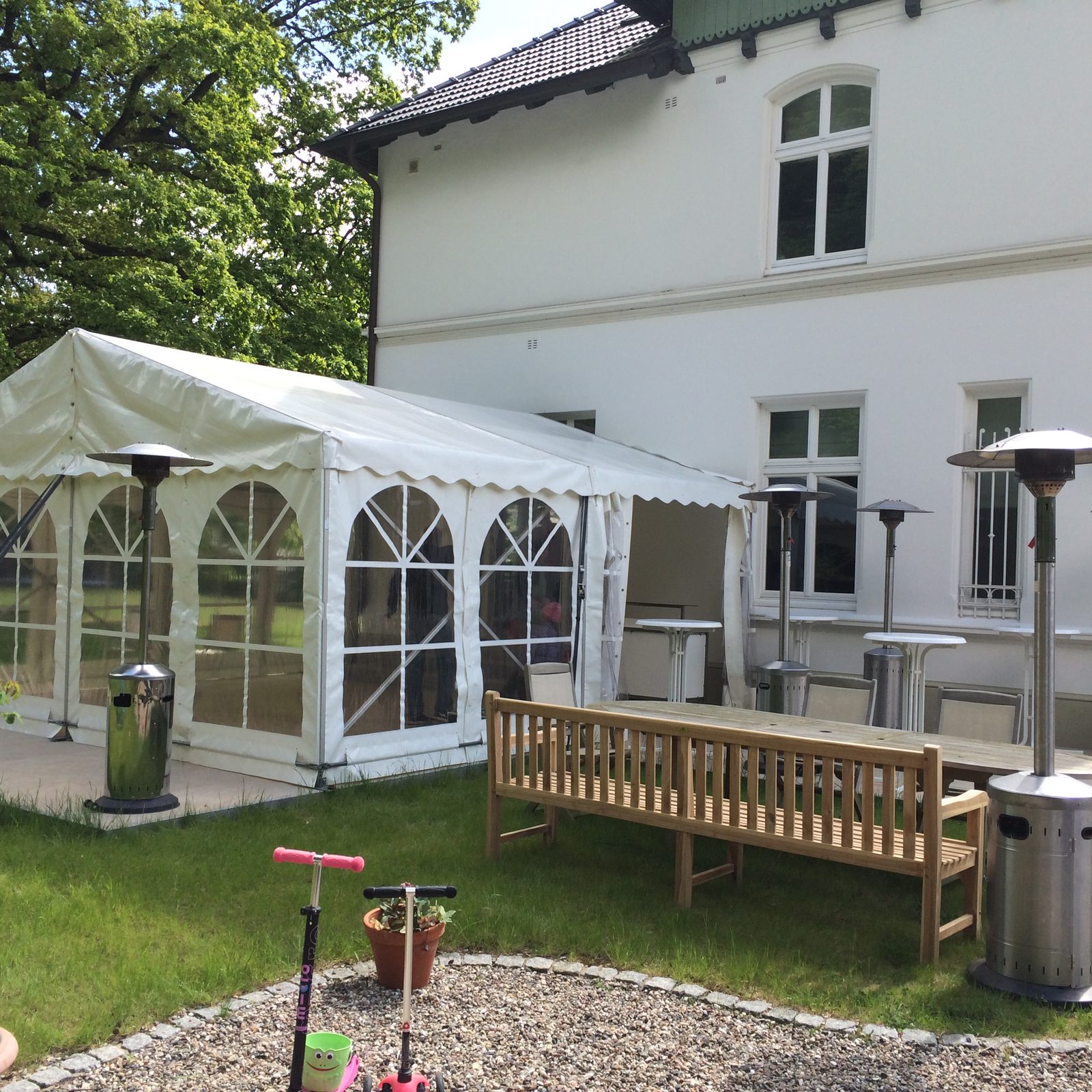 Zeltverleih Uwe Möller - Zelte mieten in Hamburg